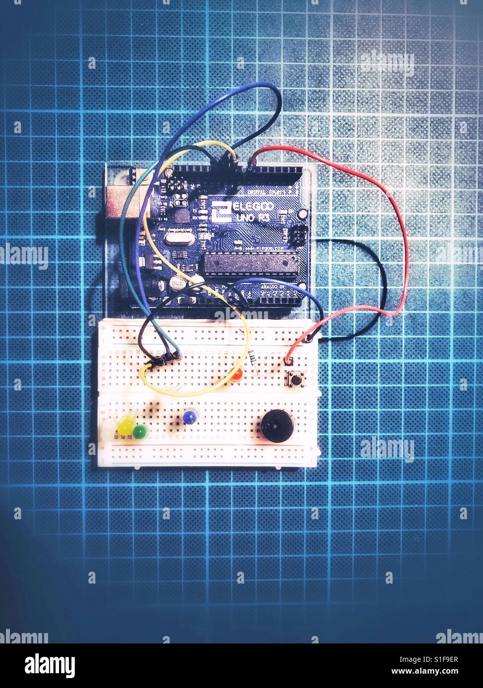 Led arduino Banque de photographies et d’images à haute résolution - Alamy
