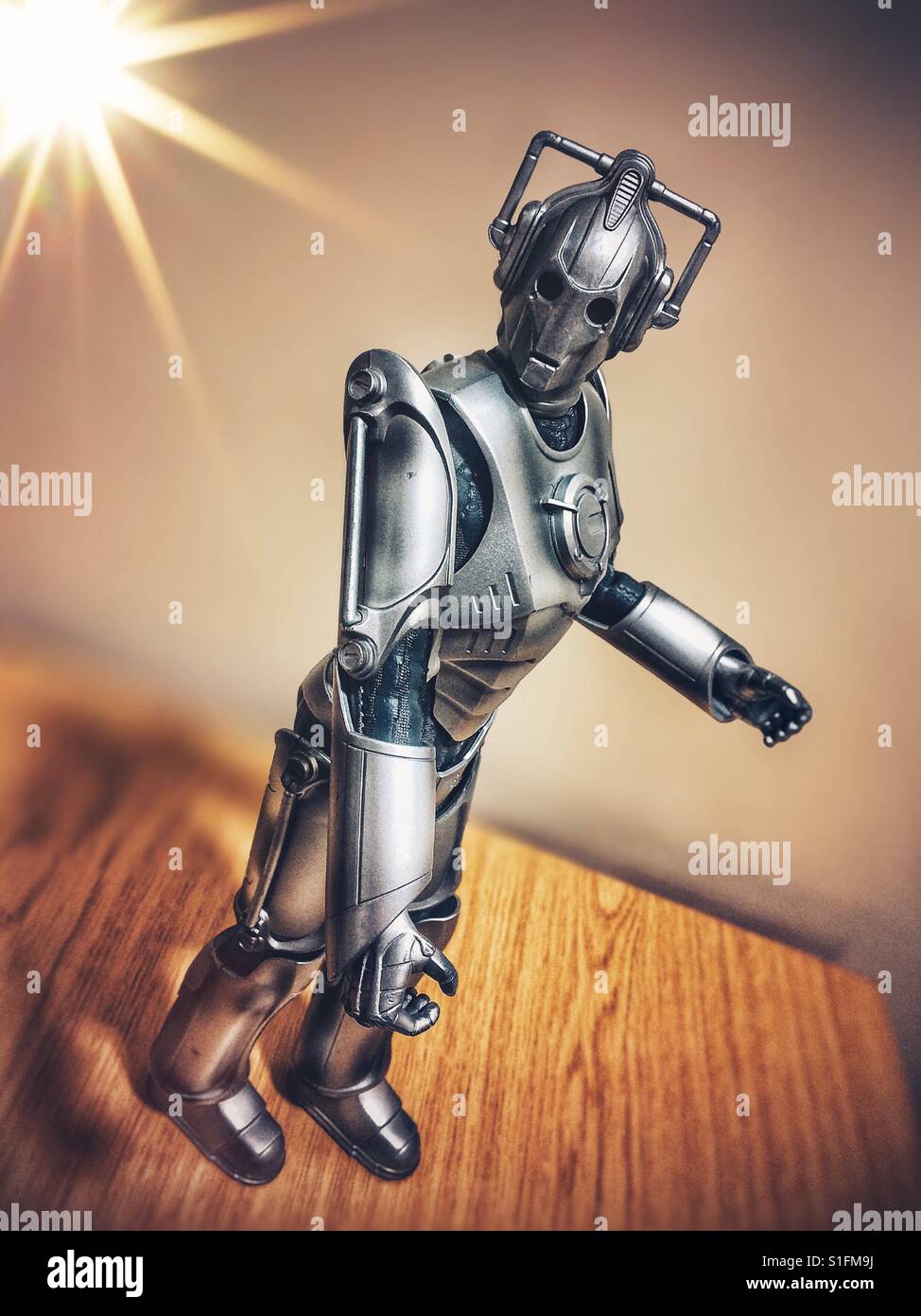 Robot cyberman Banque de photographies et d’images à haute résolution ...