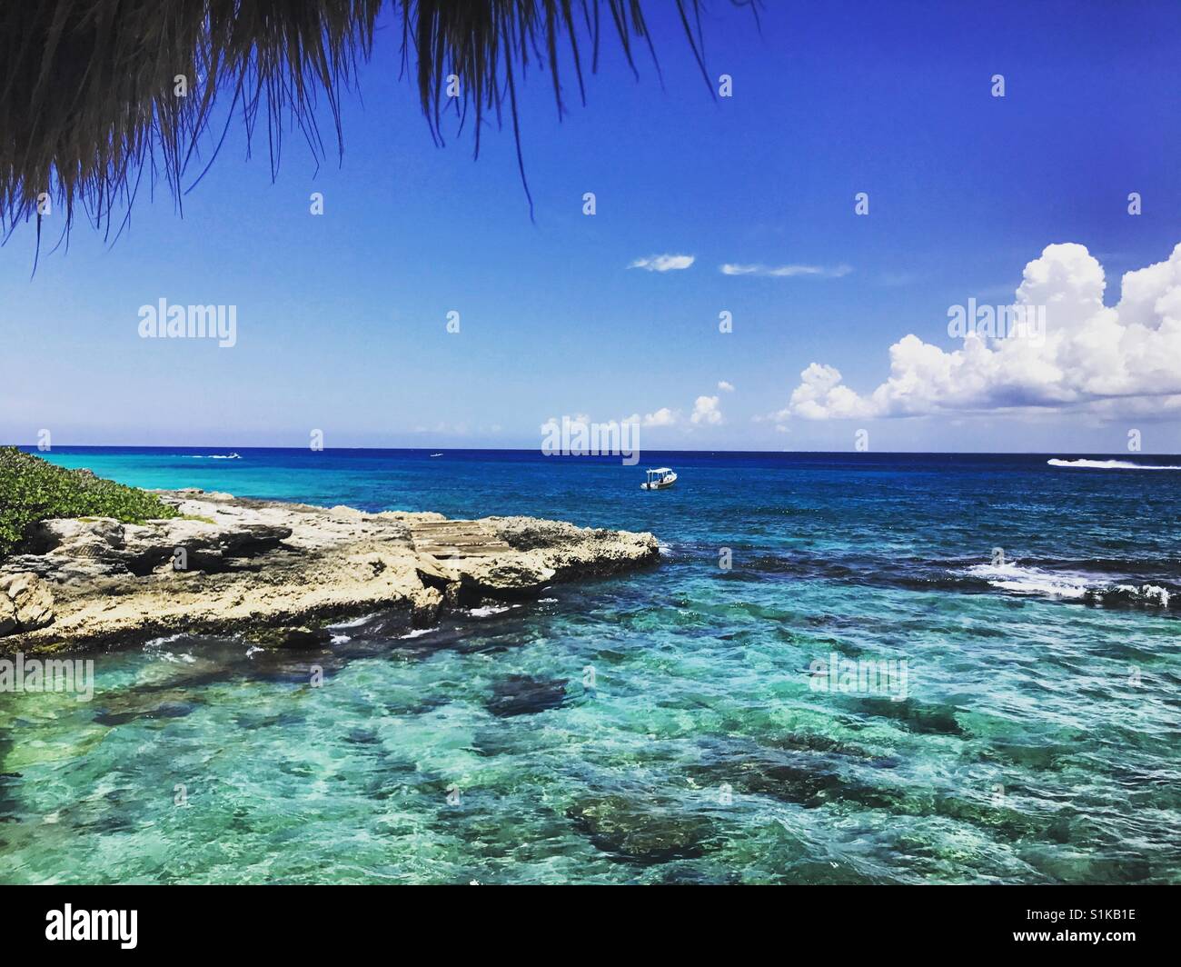 Mers turquoises Banque de photographies et d’images à haute résolution ...