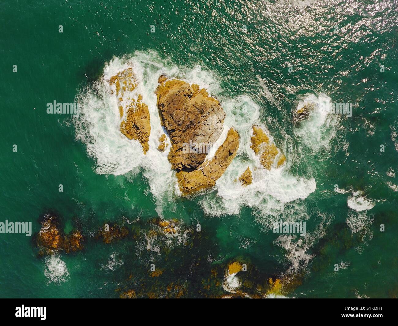 Roches bord de mer Banque de photographies et d’images à haute ...