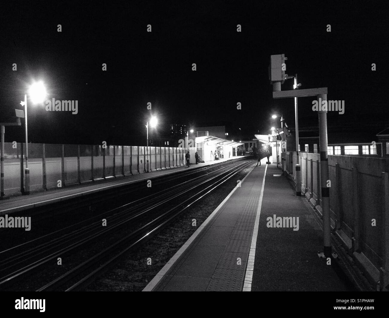 Overground track Banque de photographies et d’images à haute résolution ...