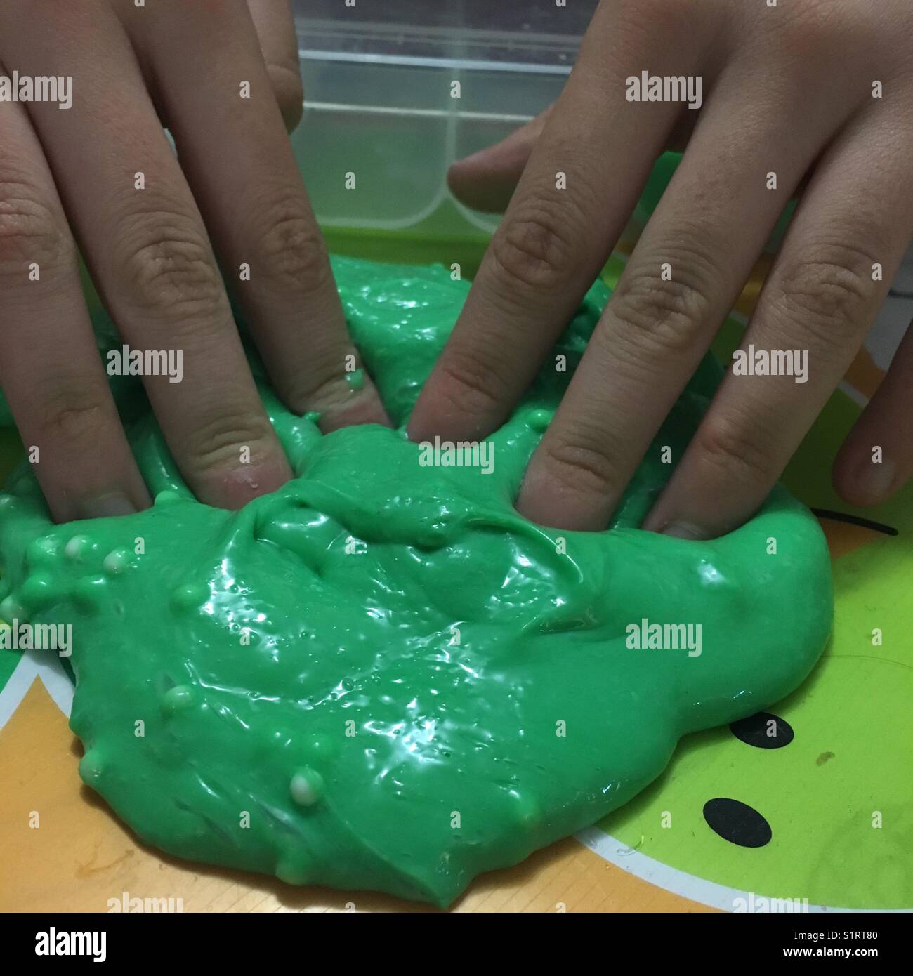 Slime slime Banque de photographies et d’images à haute résolution - Alamy