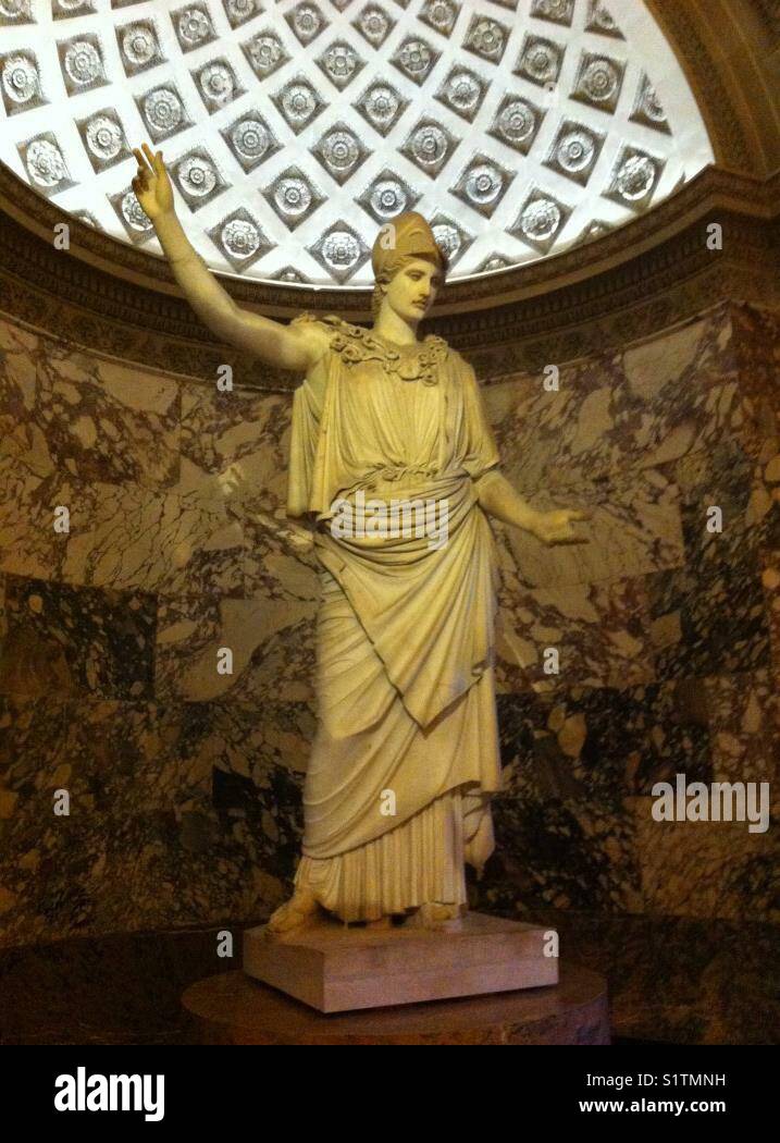 Athena statue louvre Banque de photographies et d’images à haute ...