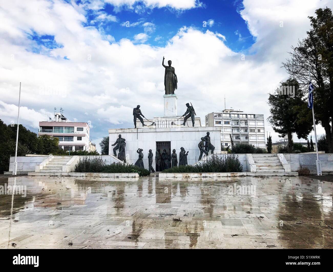Nicosia cyprus liberty monument Banque de photographies et d’images à ...