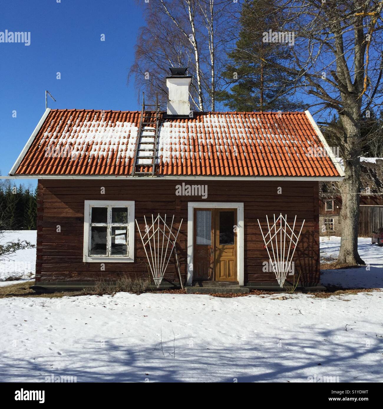 Maison en rondins de bois Banque de photographies et d’images à haute ...