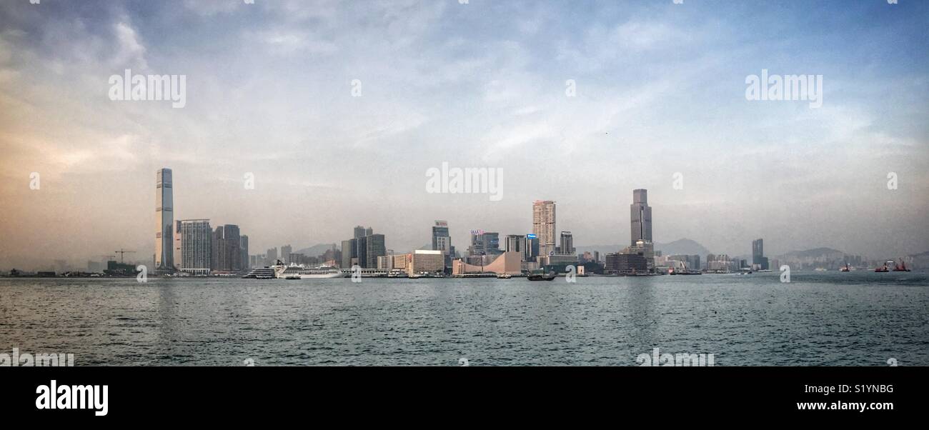 Parc kowloon tsim sha tsui photos et images smartphone de stock - Alamy