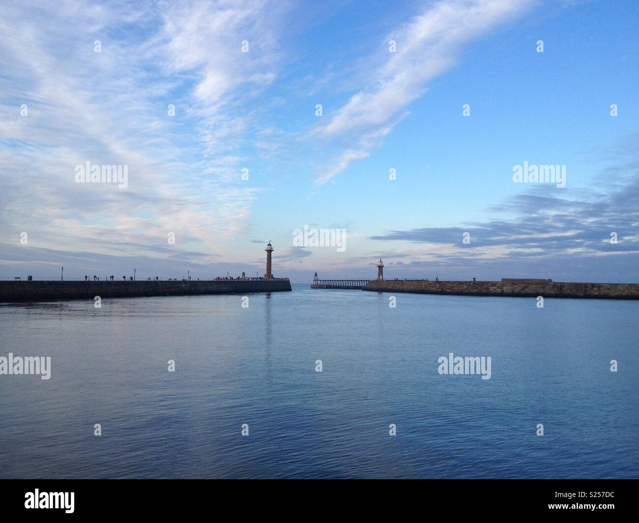 Mur de front de mer Banque de photographies et d’images à haute ...