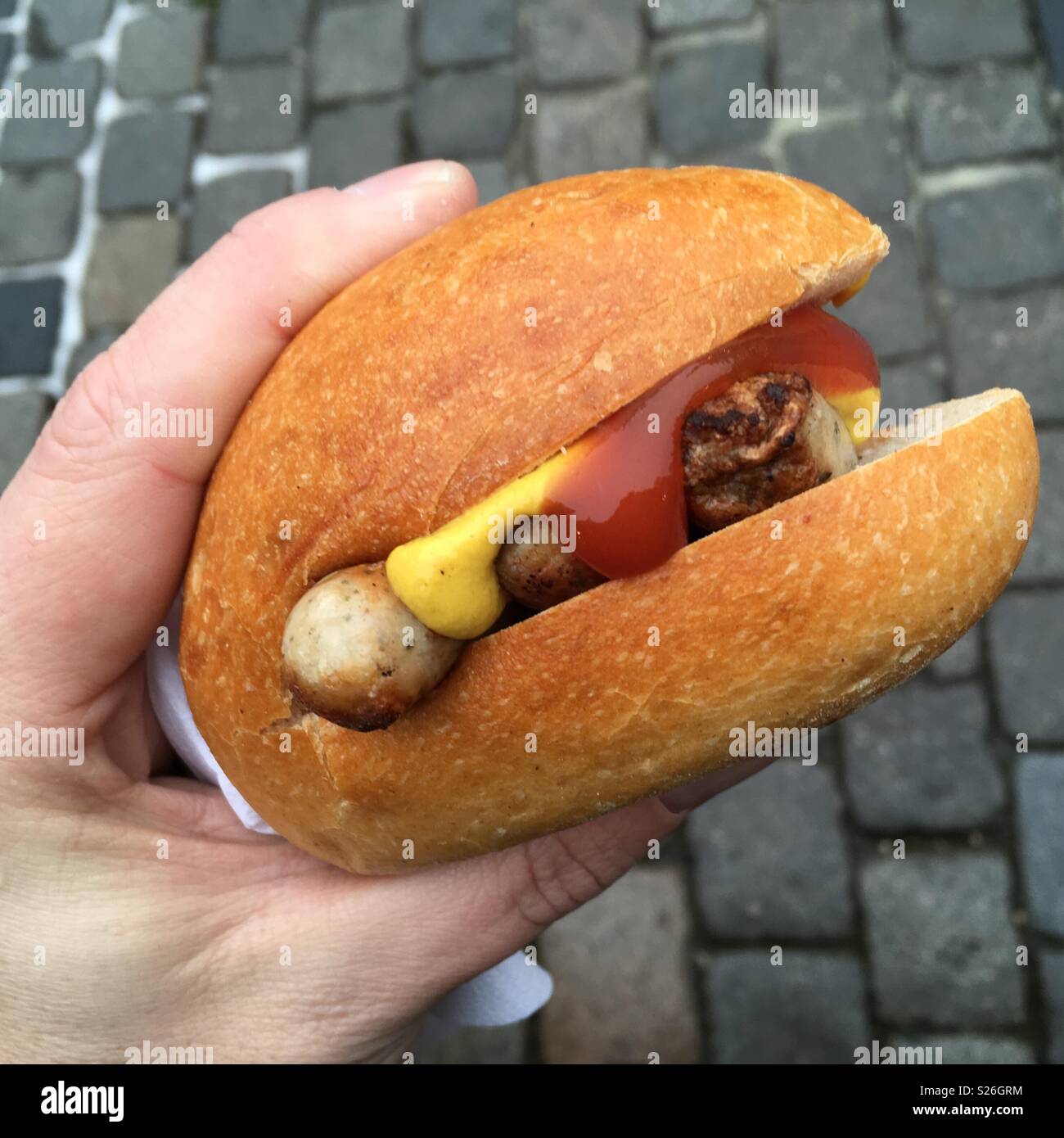 Nuremberg bratwurst Banque de photographies et d’images à haute ...