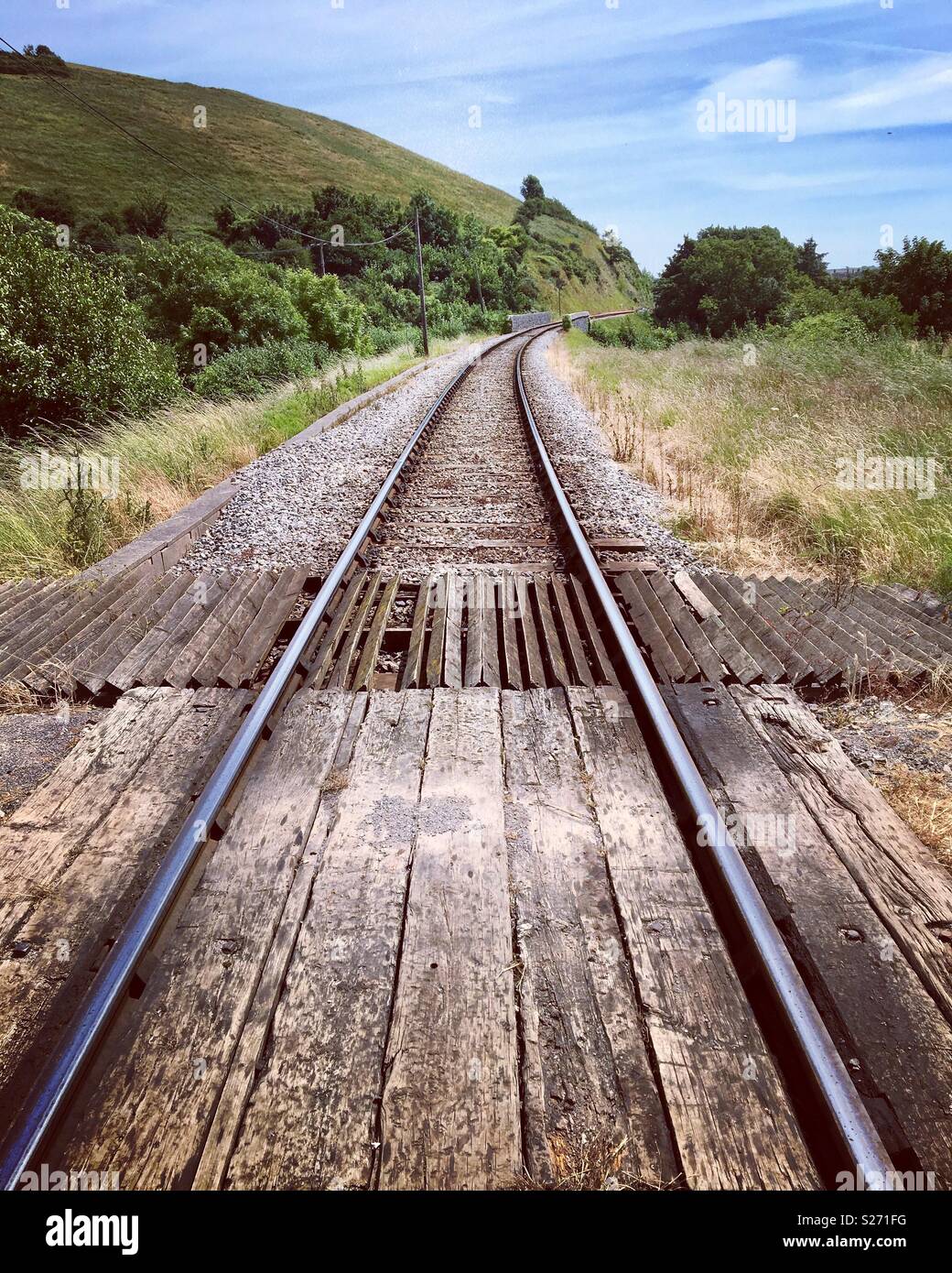 Rails train Banque de photographies et d’images à haute résolution - Alamy