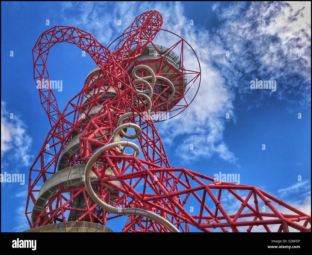 Plus long toboggan de tunnel Banque de photographies et d’images à haute résolution - Alamy