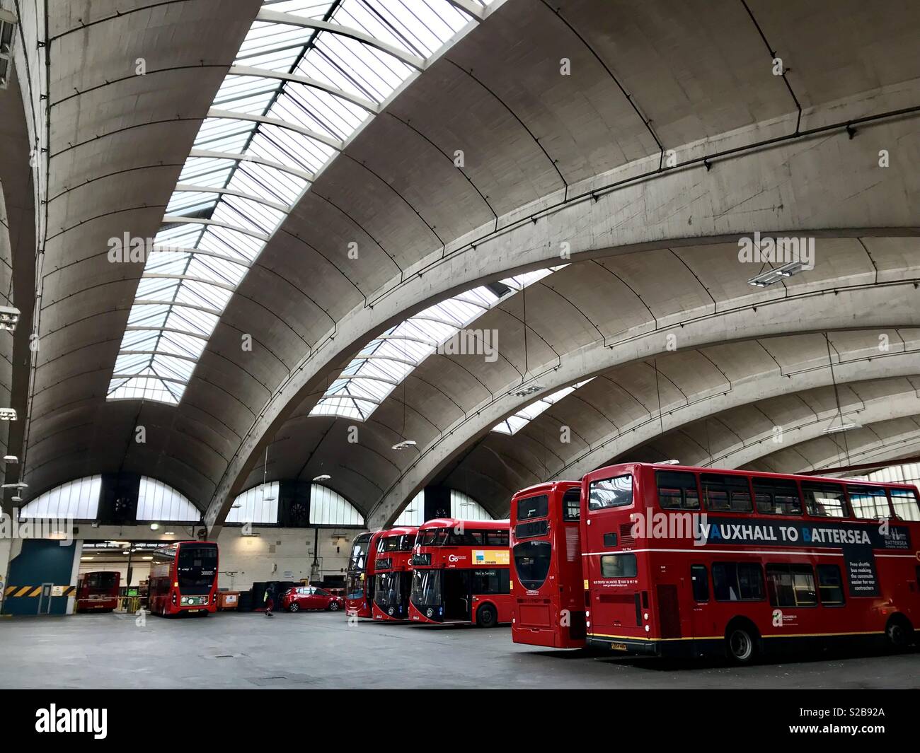 Stockwell bus garage Banque de photographies et d’images à haute ...