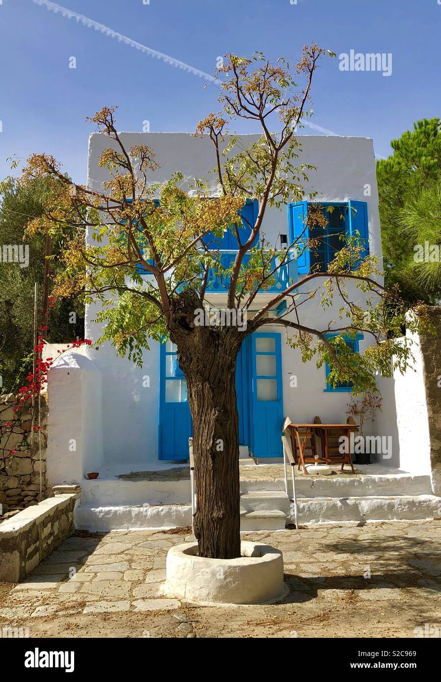 Maison grecque Banque de photographies et d’images à haute résolution ...