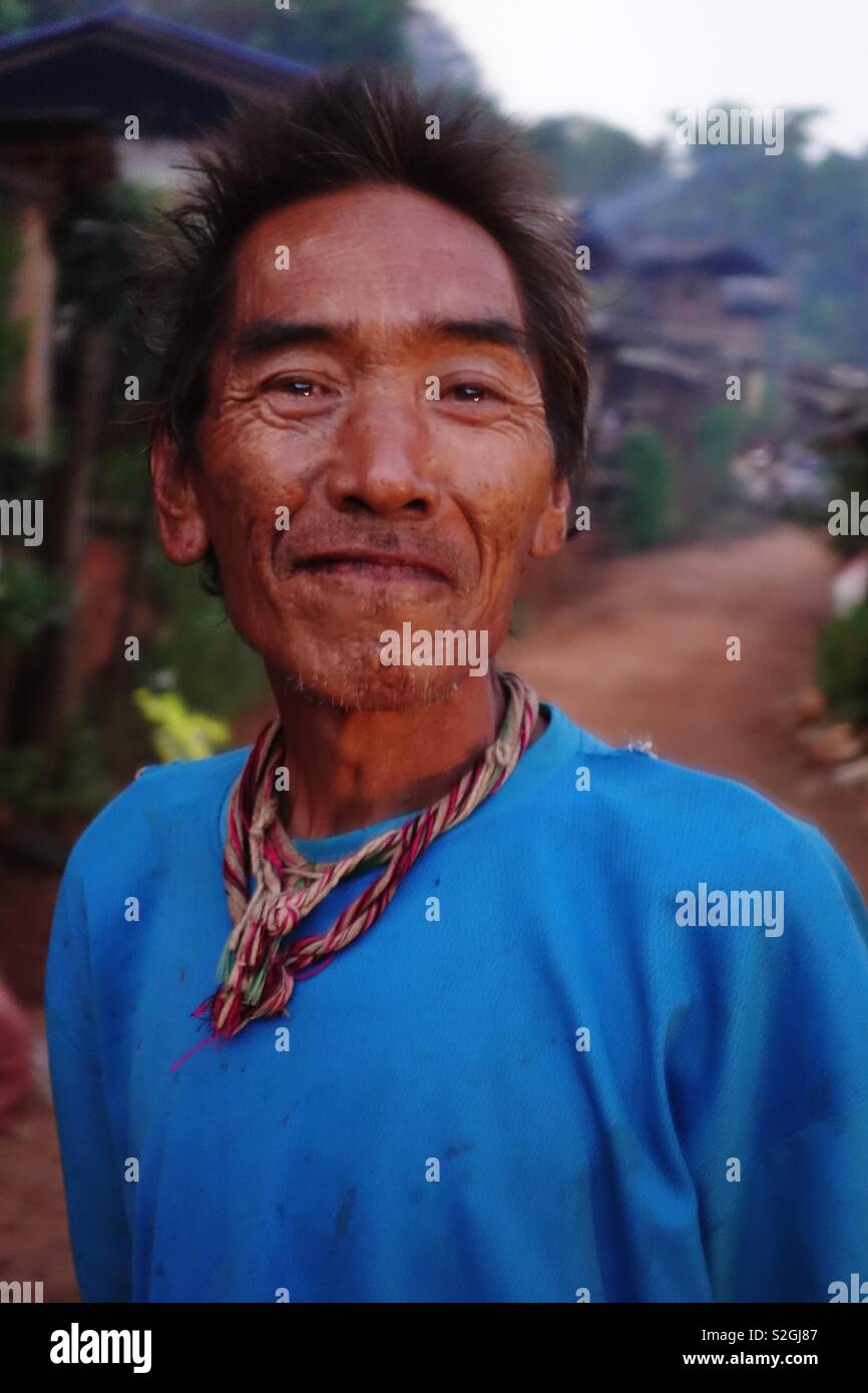 Homme fier avec Banque de photographies et d’images à haute résolution ...