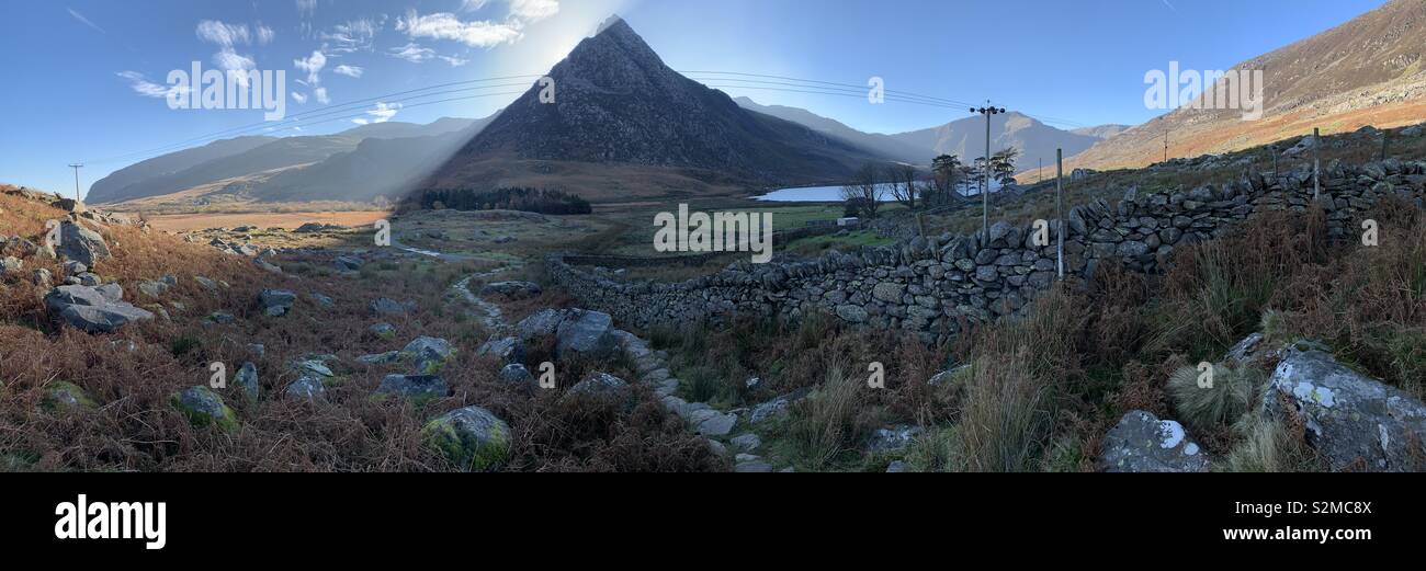 Tryfan mountain Banque de photographies et d’images à haute résolution ...