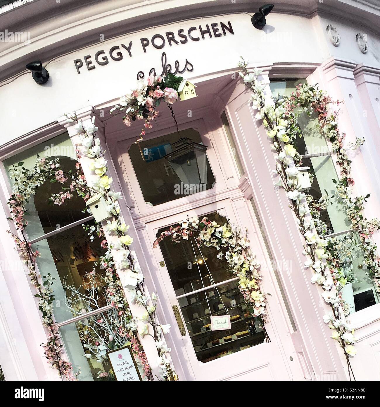 Porschen Banque de photographies et d’images à haute résolution - Alamy