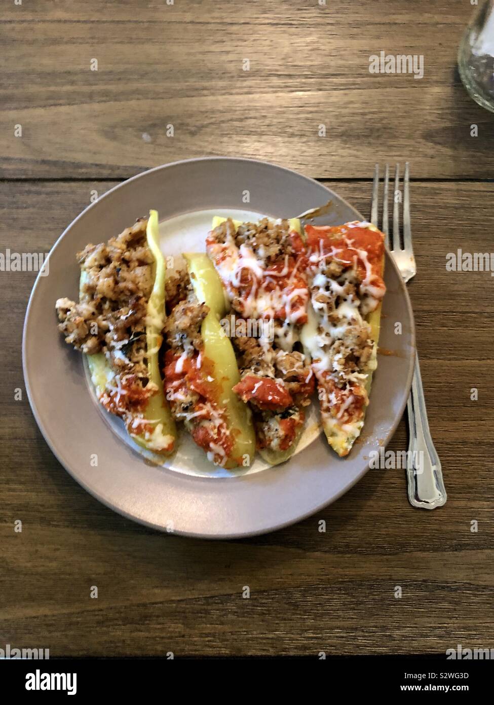 Piments bananes Banque de photographies et d’images à haute résolution ...