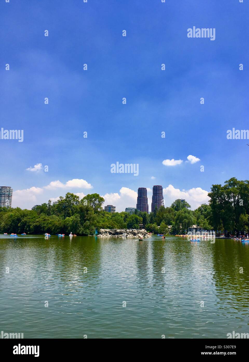 Parc chapultepec mexico city Banque de photographies et d’images à ...