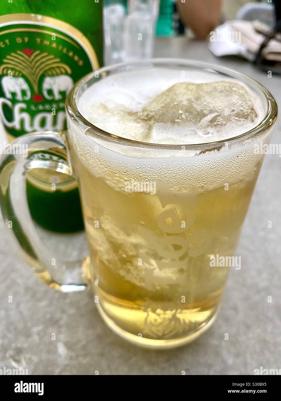 Chang beer Banque de photographies et d’images à haute résolution - Alamy
