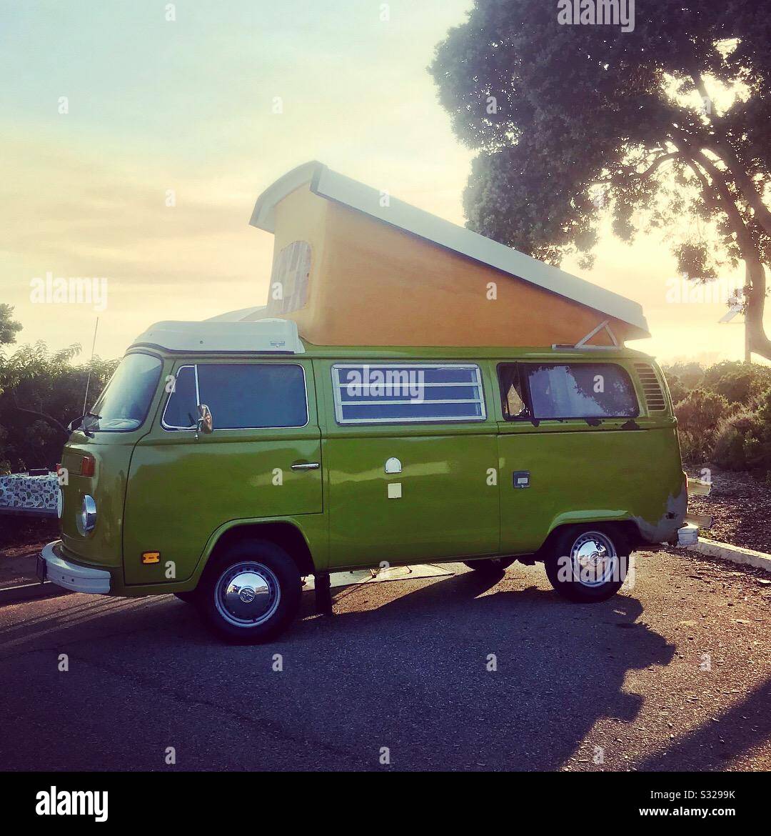 1977 Bus Vw Banque d'image et photos - Alamy