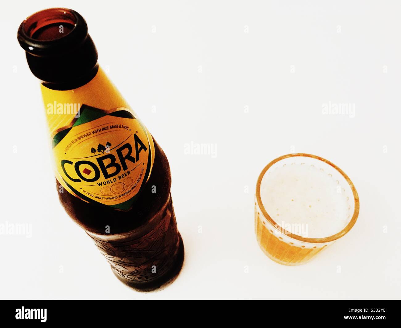 Cobra beer Banque de photographies et d’images à haute résolution - Alamy