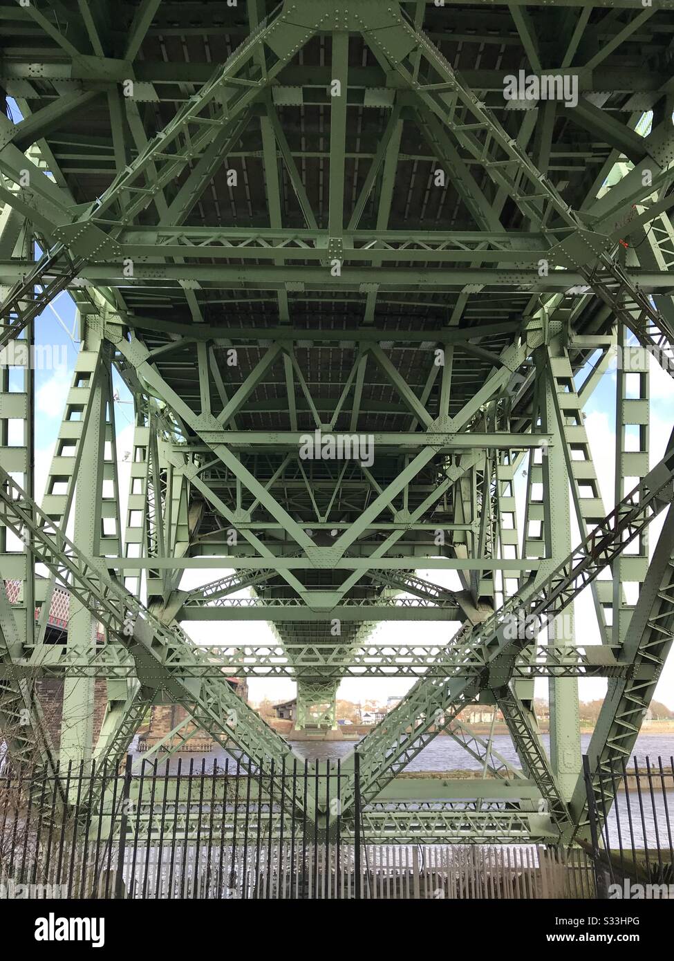 Ponts de corniche Banque de photographies et d’images à haute ...