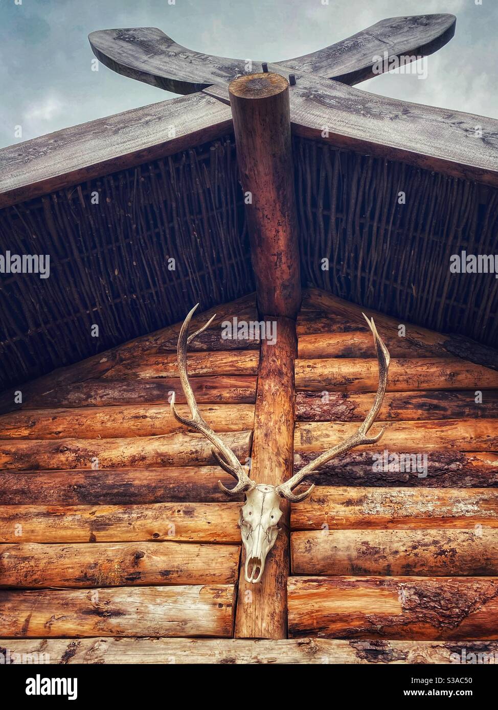 Cabane de viking Banque de photographies et d’images à haute résolution ...