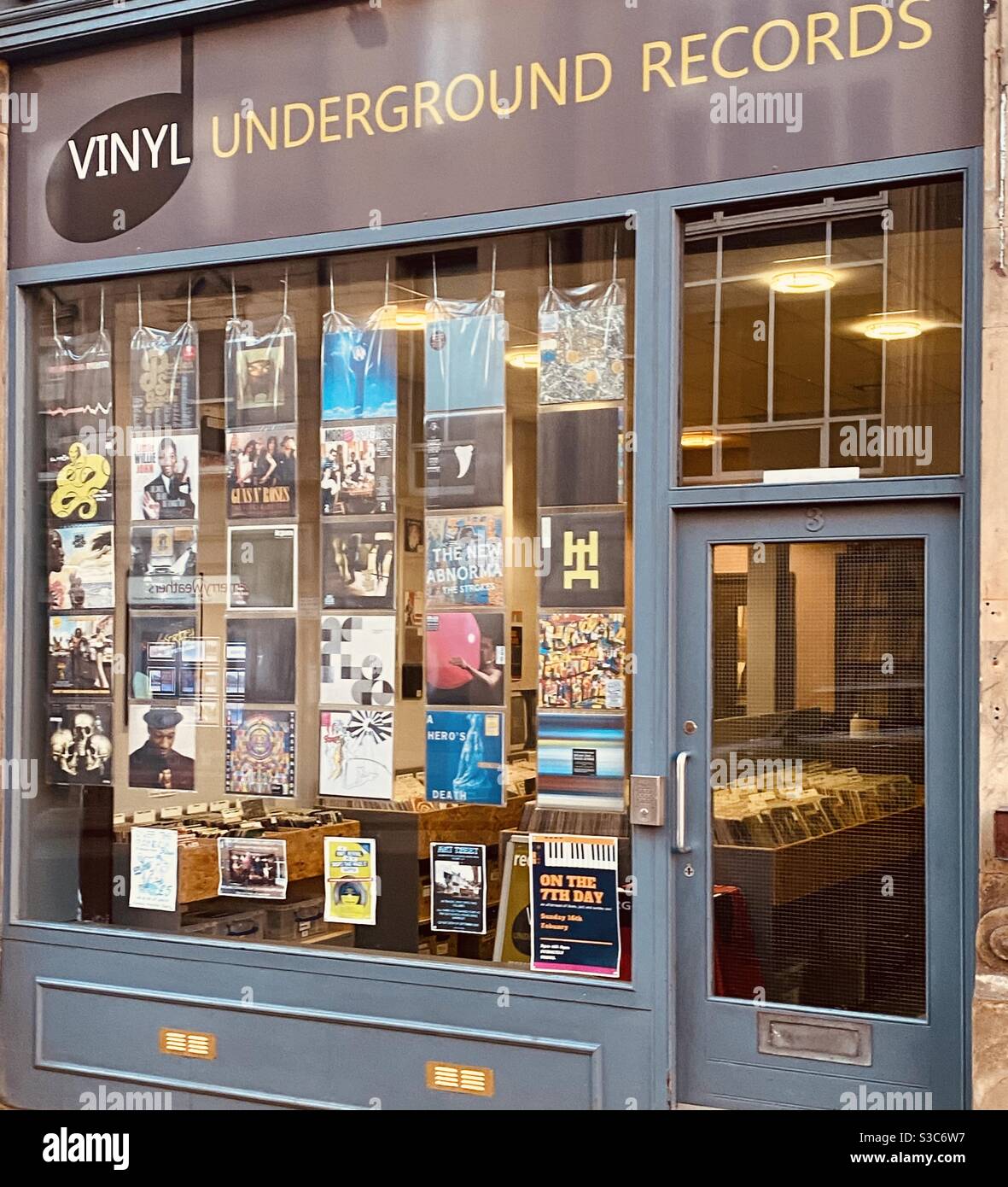 Vinyl store Banque de photographies et d’images à haute résolution - Alamy