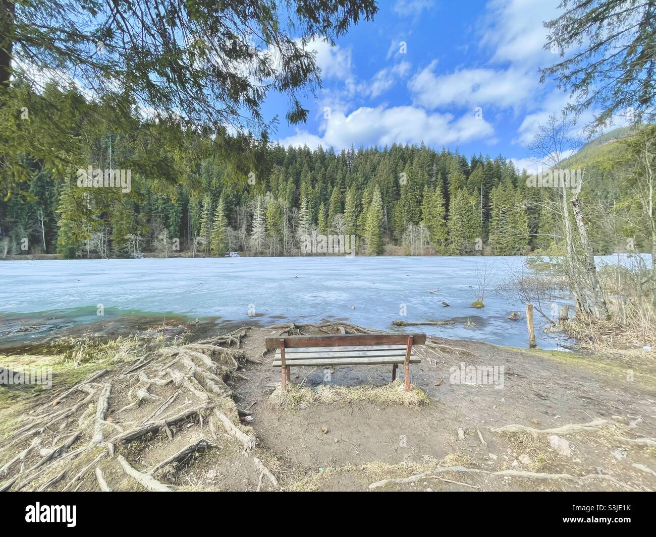 Lacul rosu Banque de photographies et d’images à haute résolution - Alamy