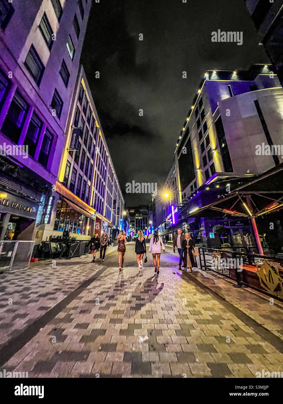 Greek street Banque de photographies et d’images à haute résolution - Alamy