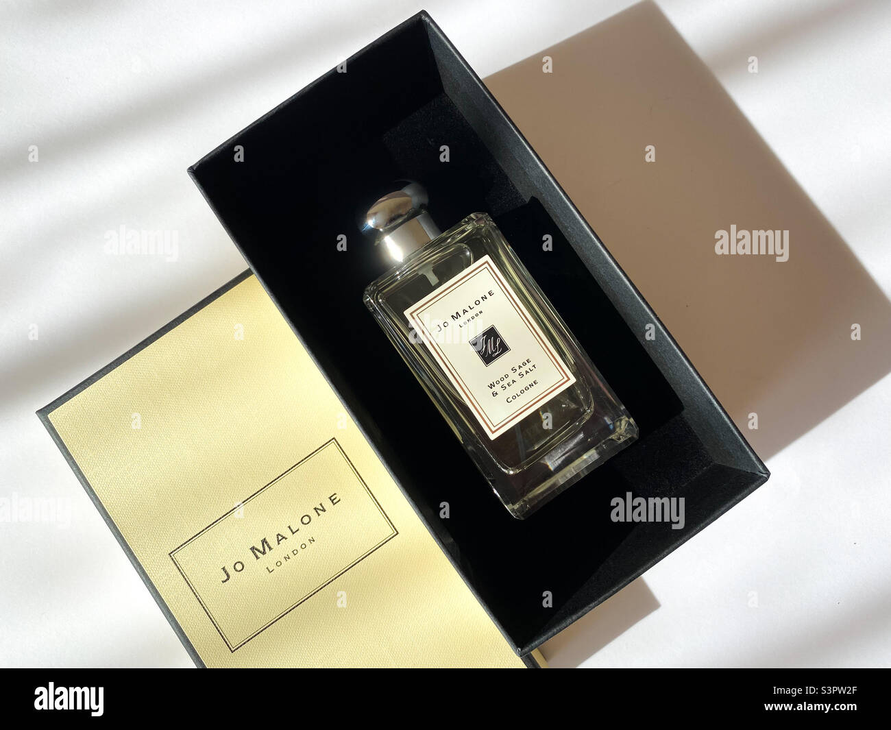 Jo malone parfum Banque de photographies et d’images à haute résolution ...