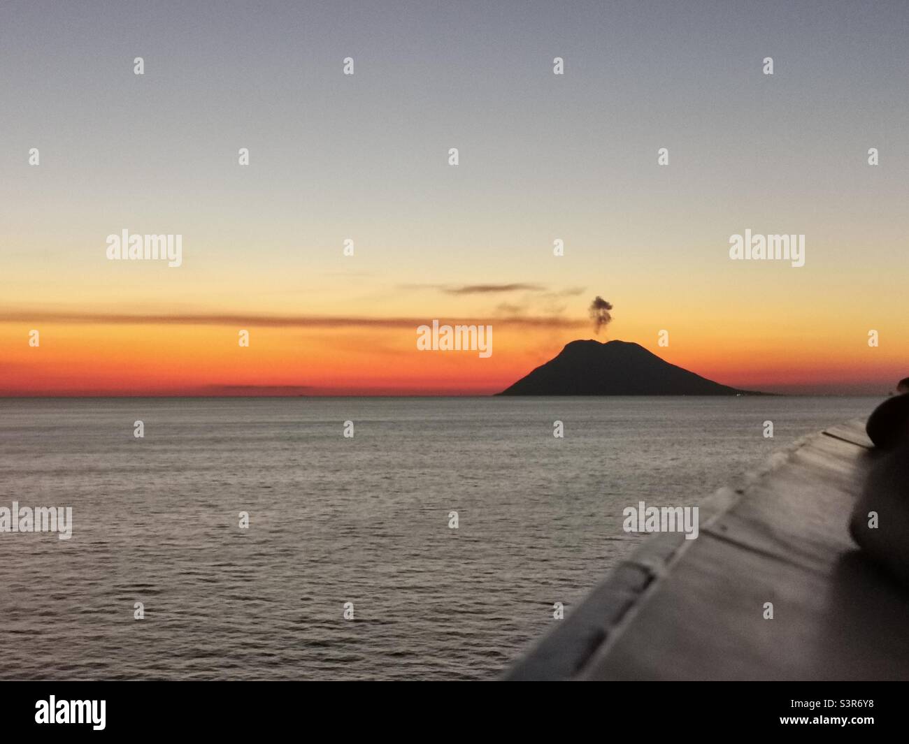 Stromboli eruption Banque de photographies et d’images à haute ...
