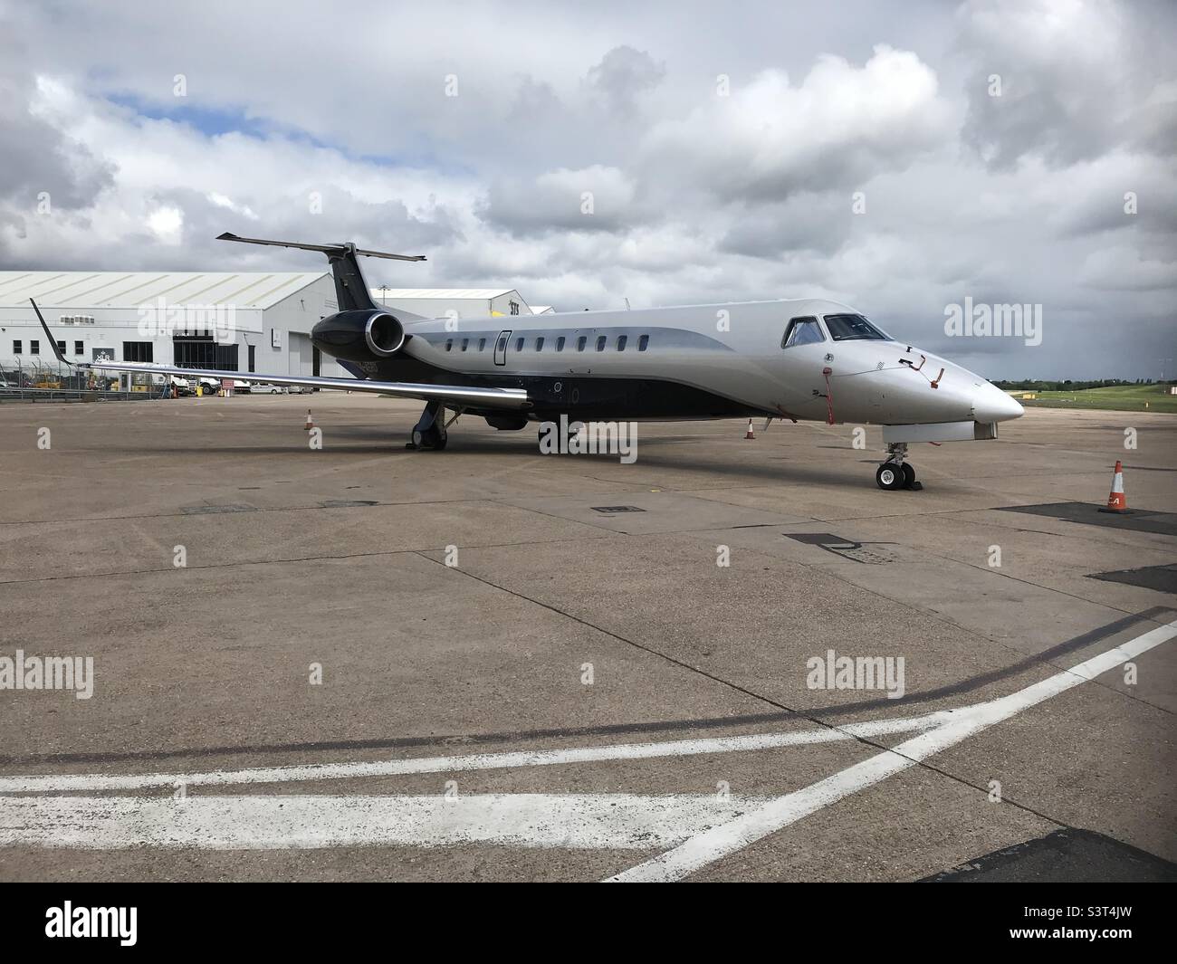 Embraer legacy Banque de photographies et d’images à haute résolution ...