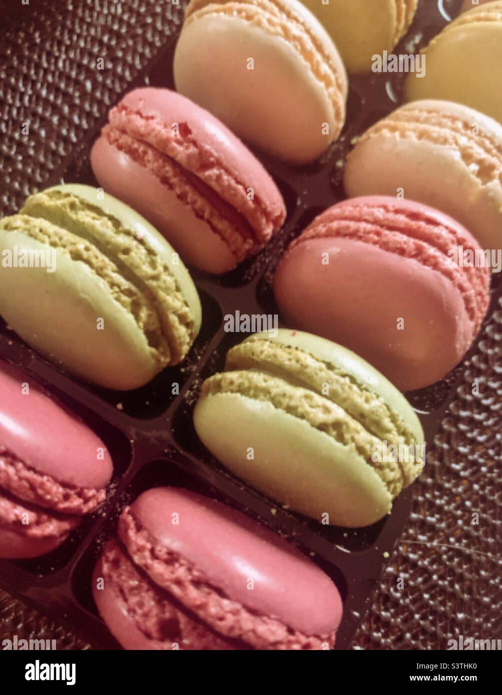 Macaron coloré Banque de photographies et d’images à haute résolution ...