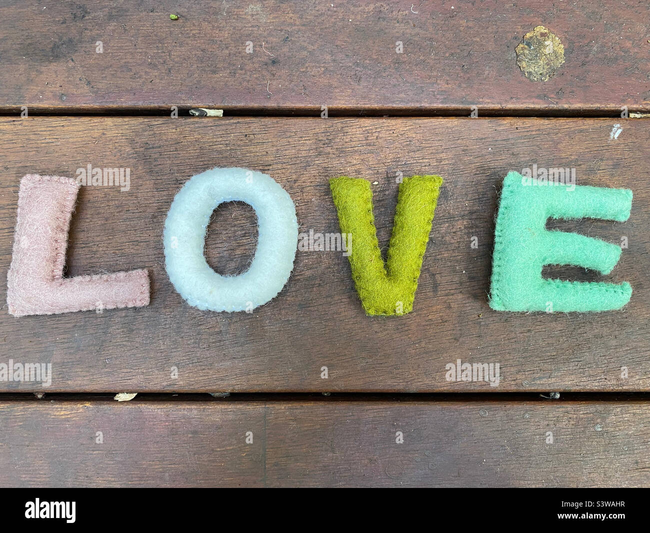 Script letters Banque de photographies et d’images à haute résolution ...