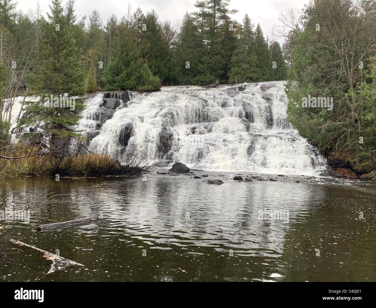 Bond falls Banque de photographies et d’images à haute résolution - Alamy
