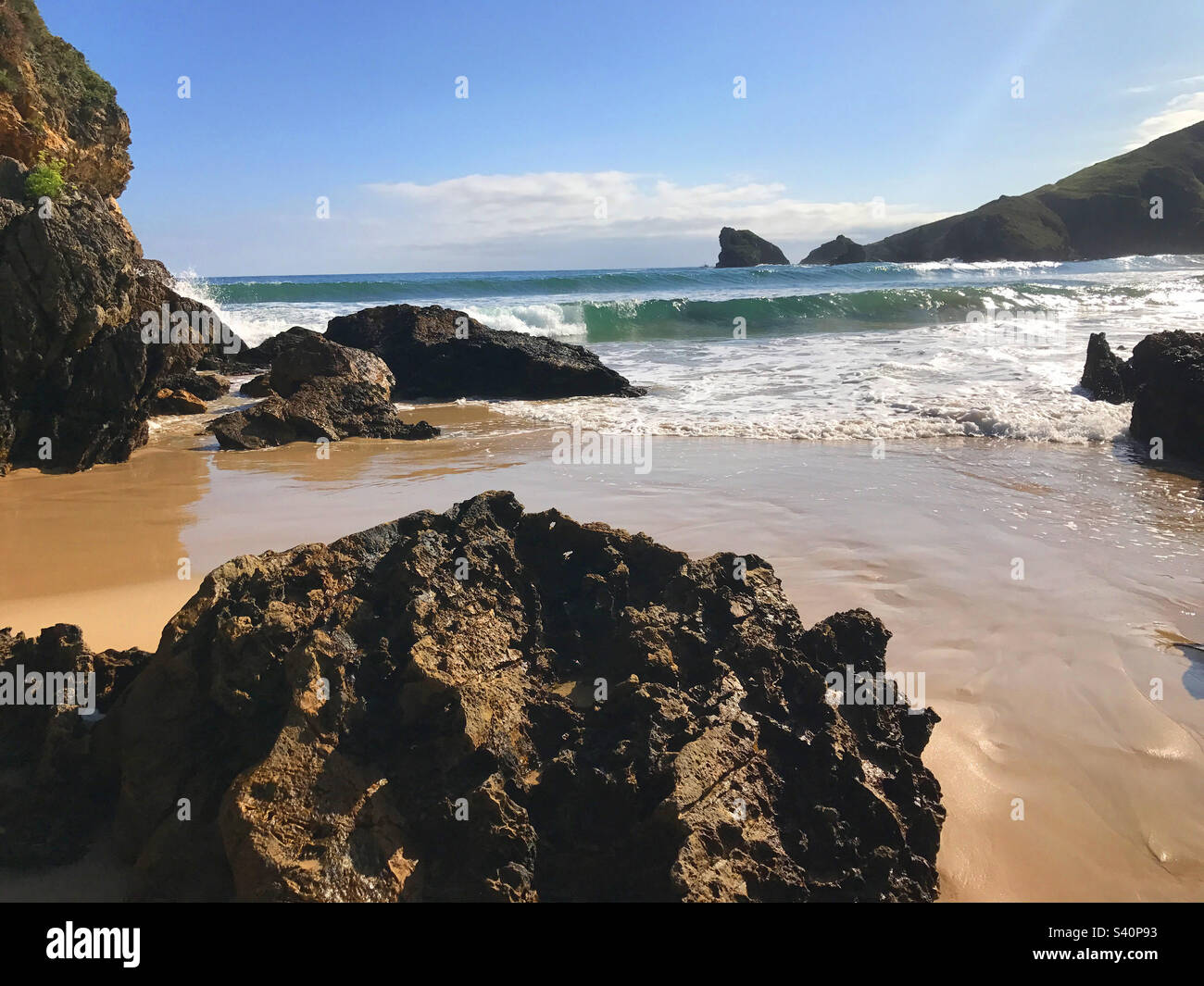 Llanes plage de torimbia Banque de photographies et d’images à haute ...