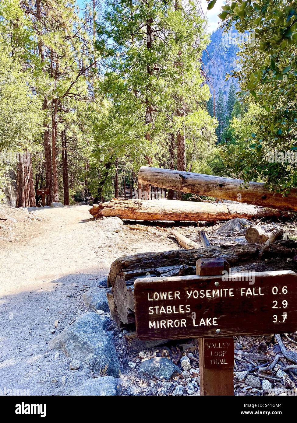 Yosemite sign Banque de photographies et d’images à haute résolution ...