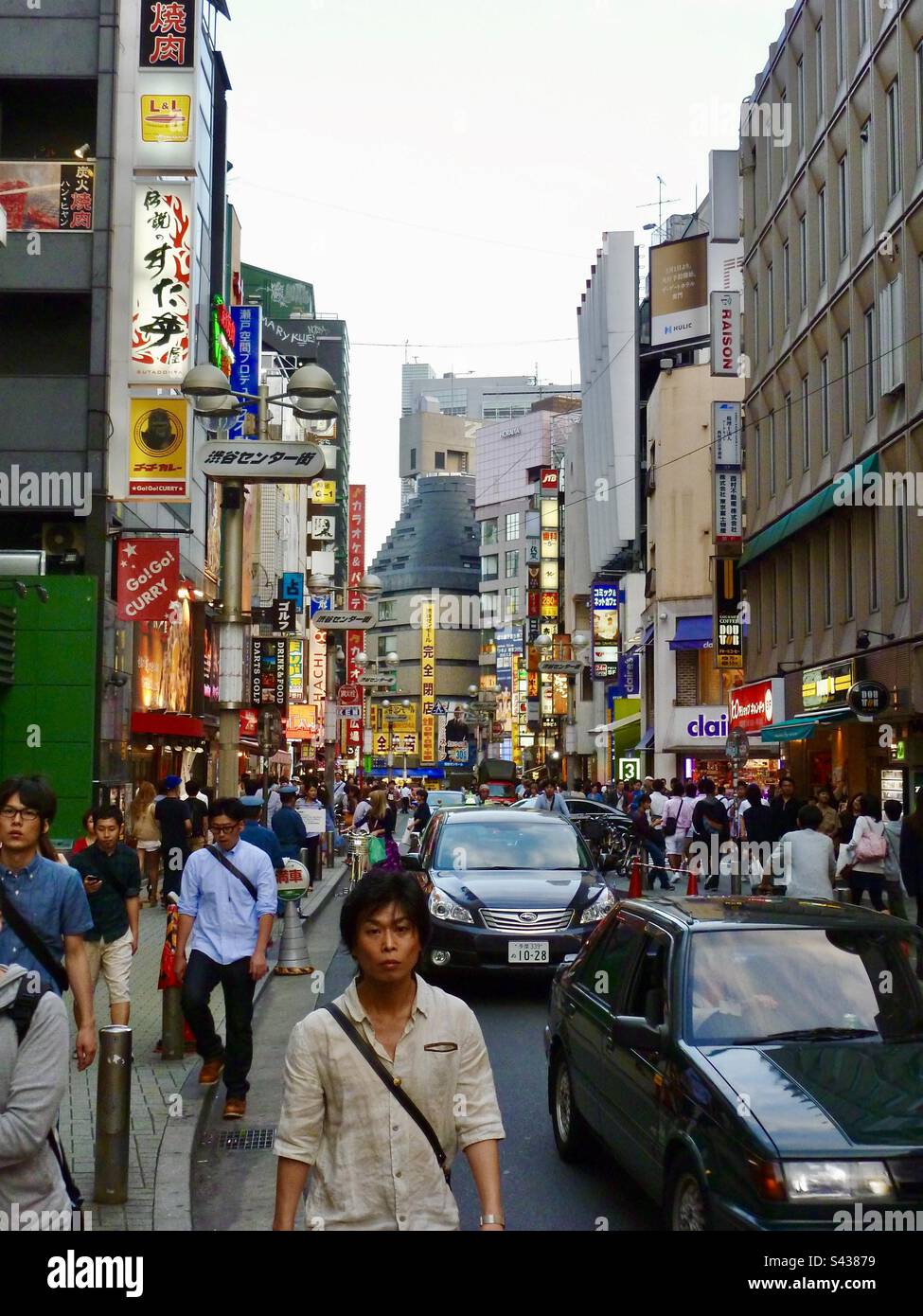 Les foules de tokyo Banque de photographies et d’images à haute ...