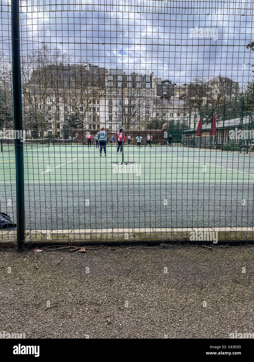 Netball court Banque de photographies et d’images à haute résolution ...