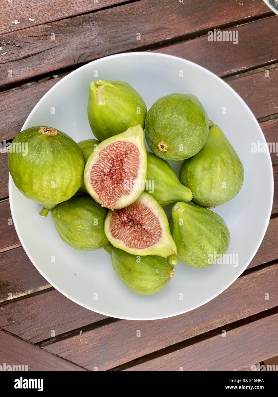Figues vertes Banque de photographies et d’images à haute résolution ...