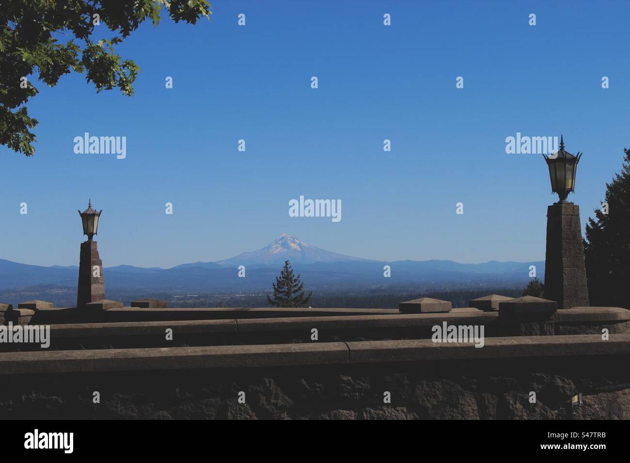 Rocky butte Banque de photographies et d’images à haute résolution - Alamy