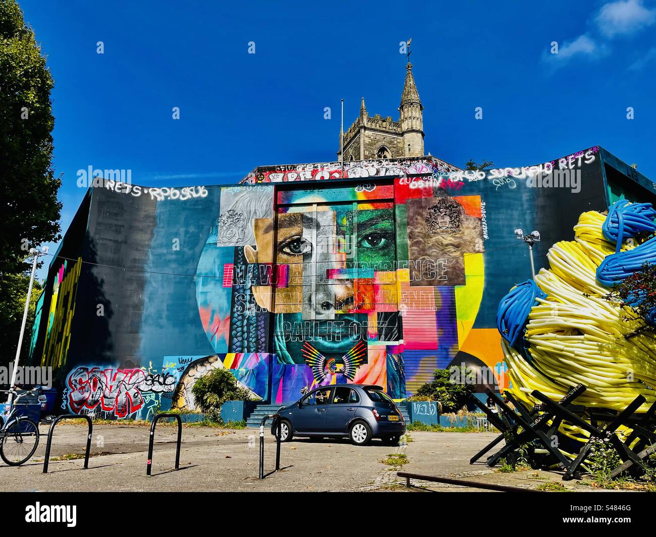 Beaux graffitis Banque de photographies et d’images à haute résolution ...