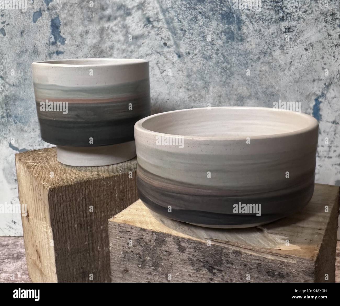 Handmade ceramics Banque de photographies et d’images à haute résolution - Alamy