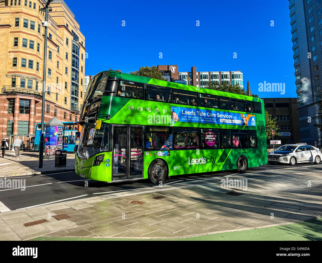 Bus pour leeds Banque de photographies et d’images à haute résolution ...