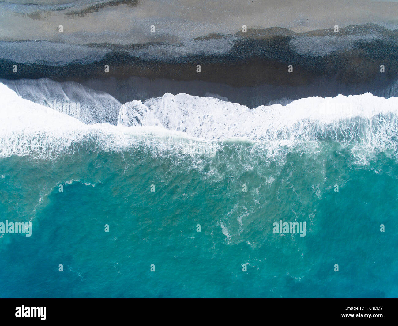 Mer vague vue aerienne plage Banque de photographies et d’images à ...