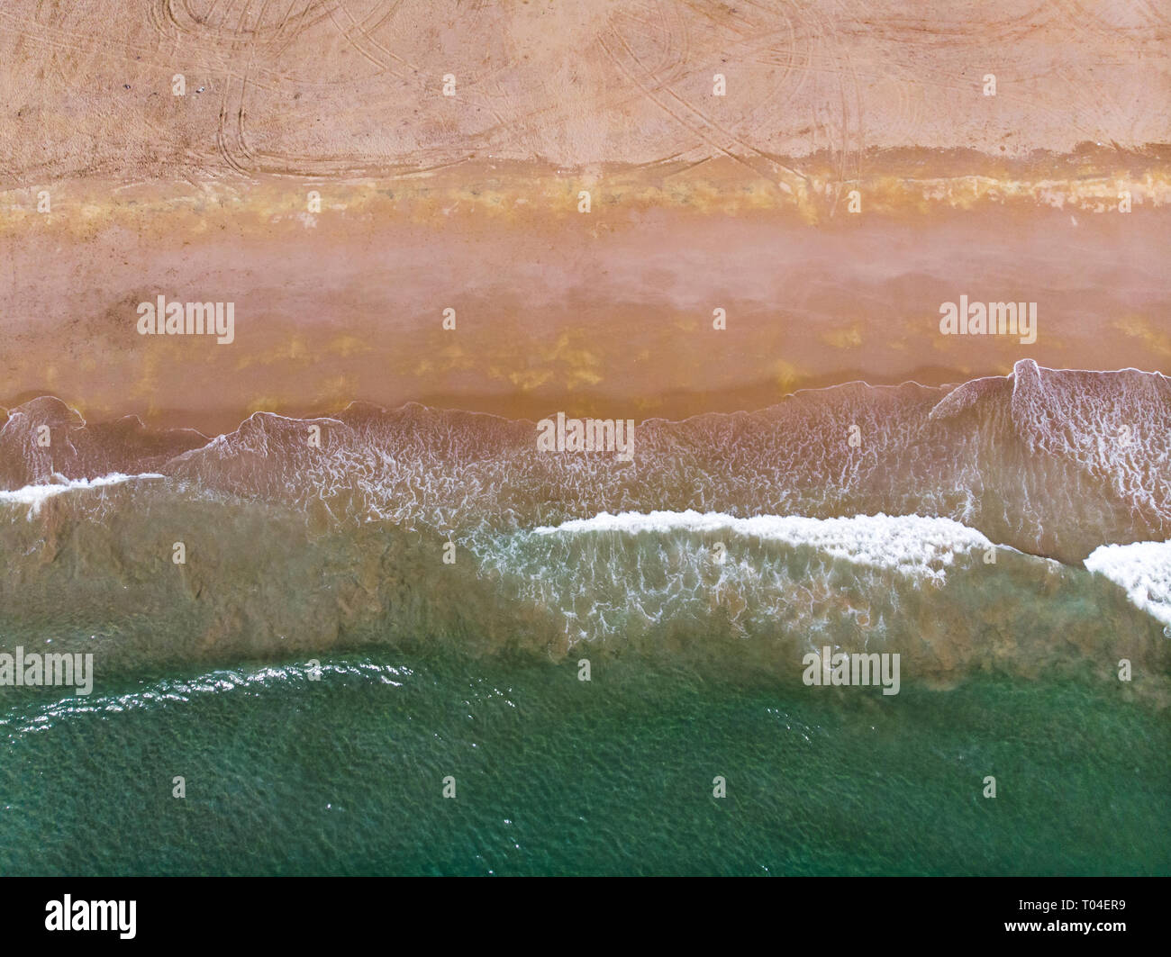 Mer vague vue aerienne Banque de photographies et d’images à haute ...