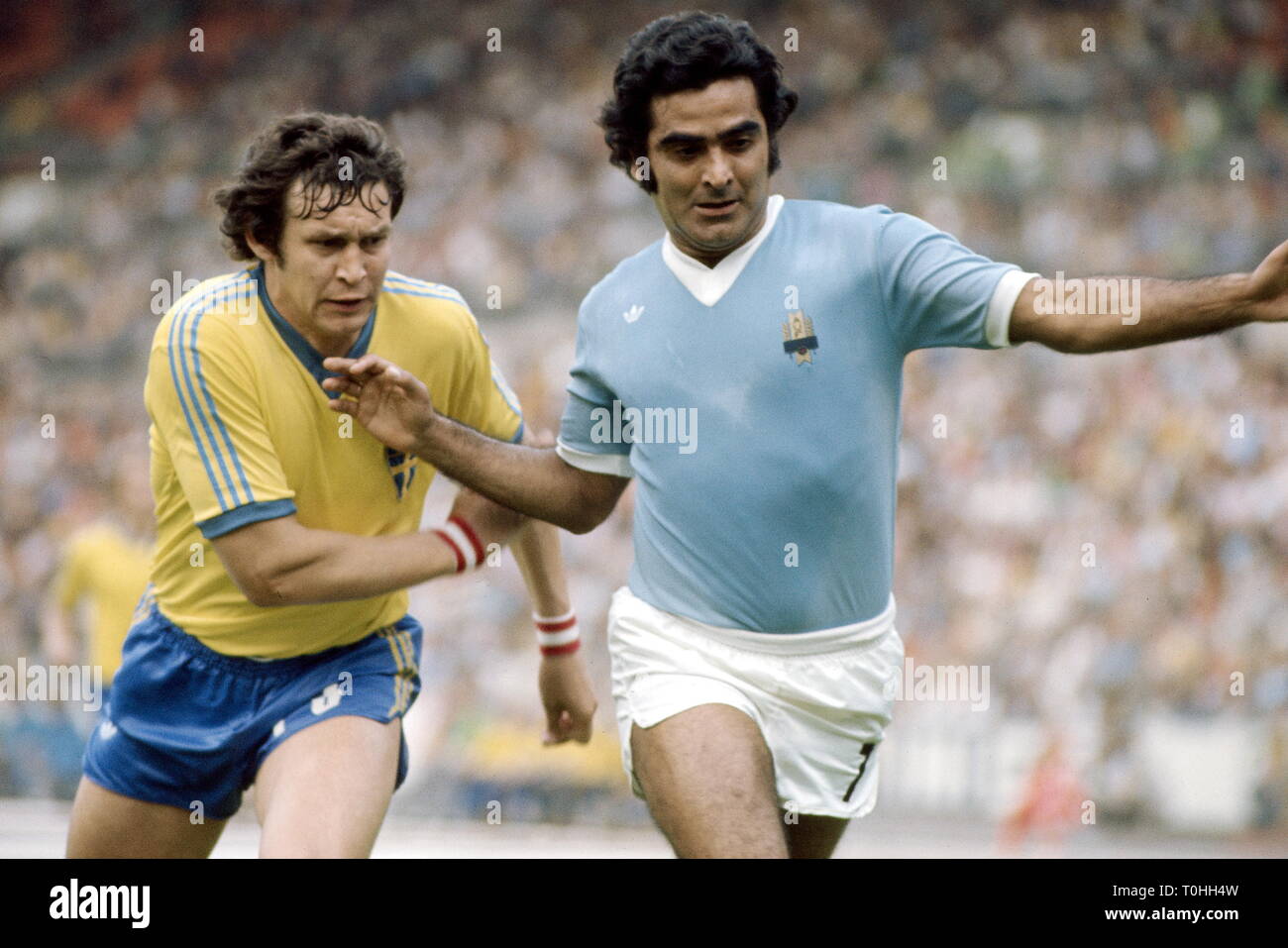 Luis cubilla Banque de photographies et d’images à haute résolution - Alamy