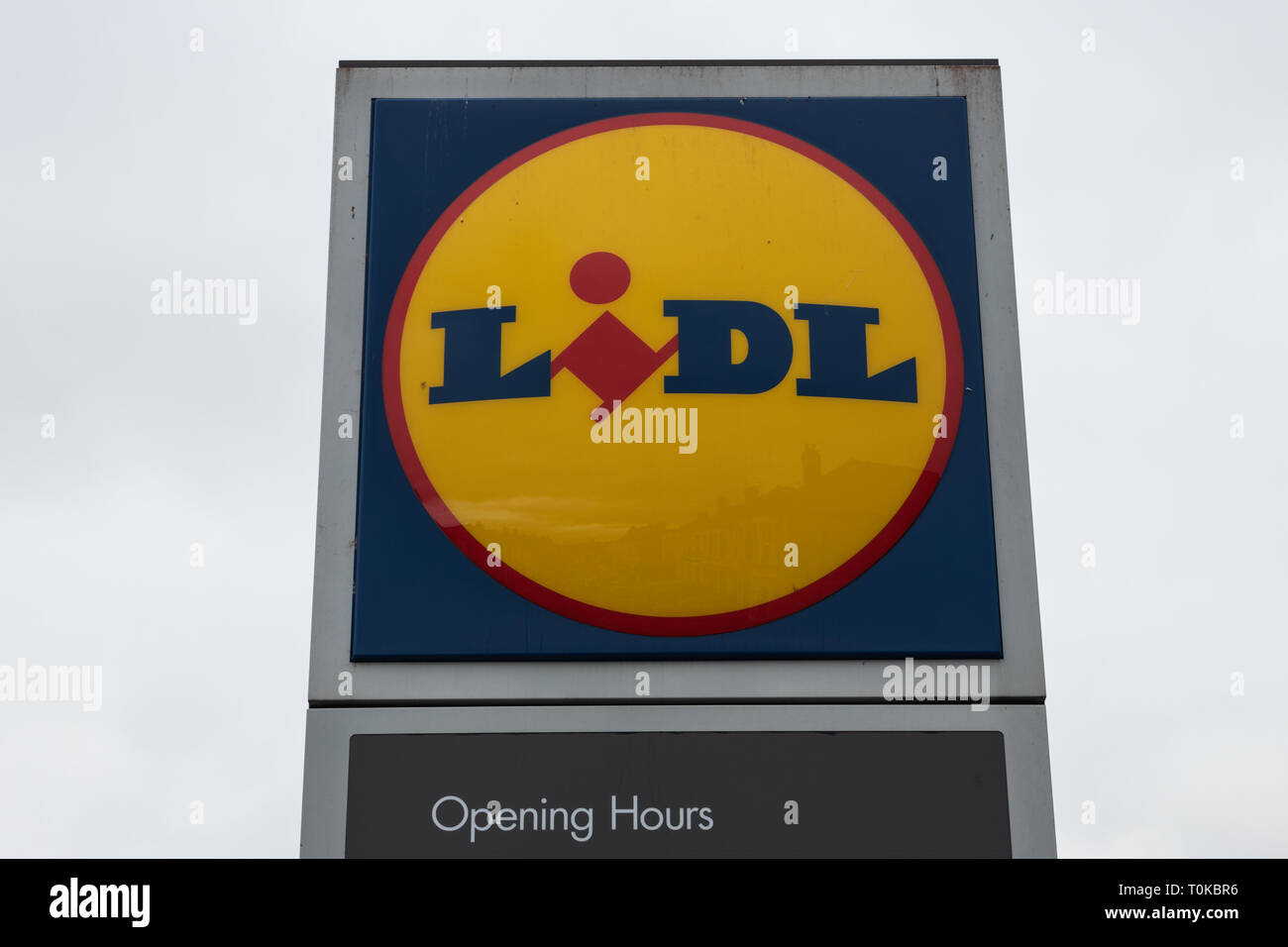 Lidl sign Banque de photographies et d’images à haute résolution - Alamy
