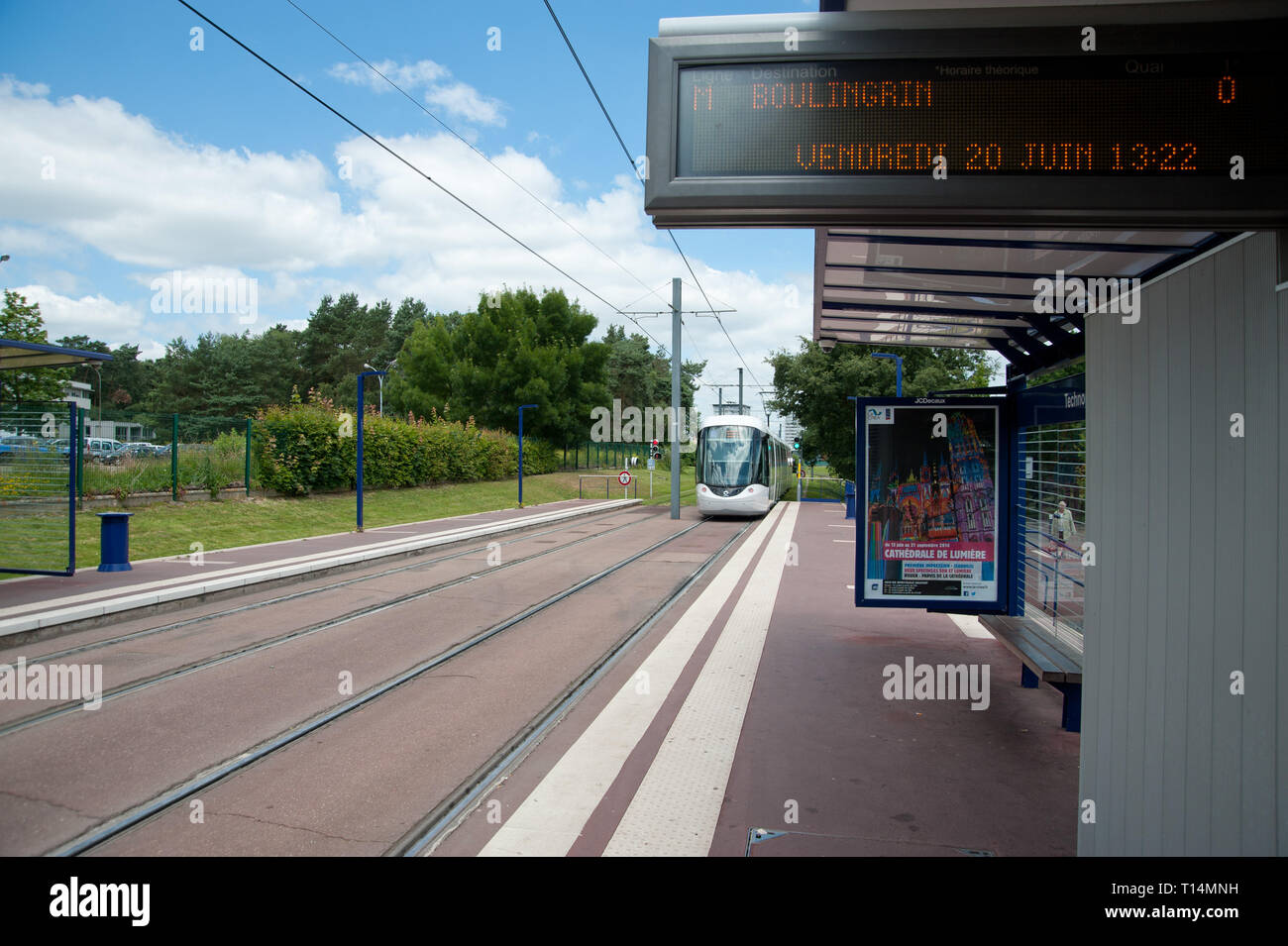 Tramway de rouen Banque de photographies et d’images à haute résolution ...