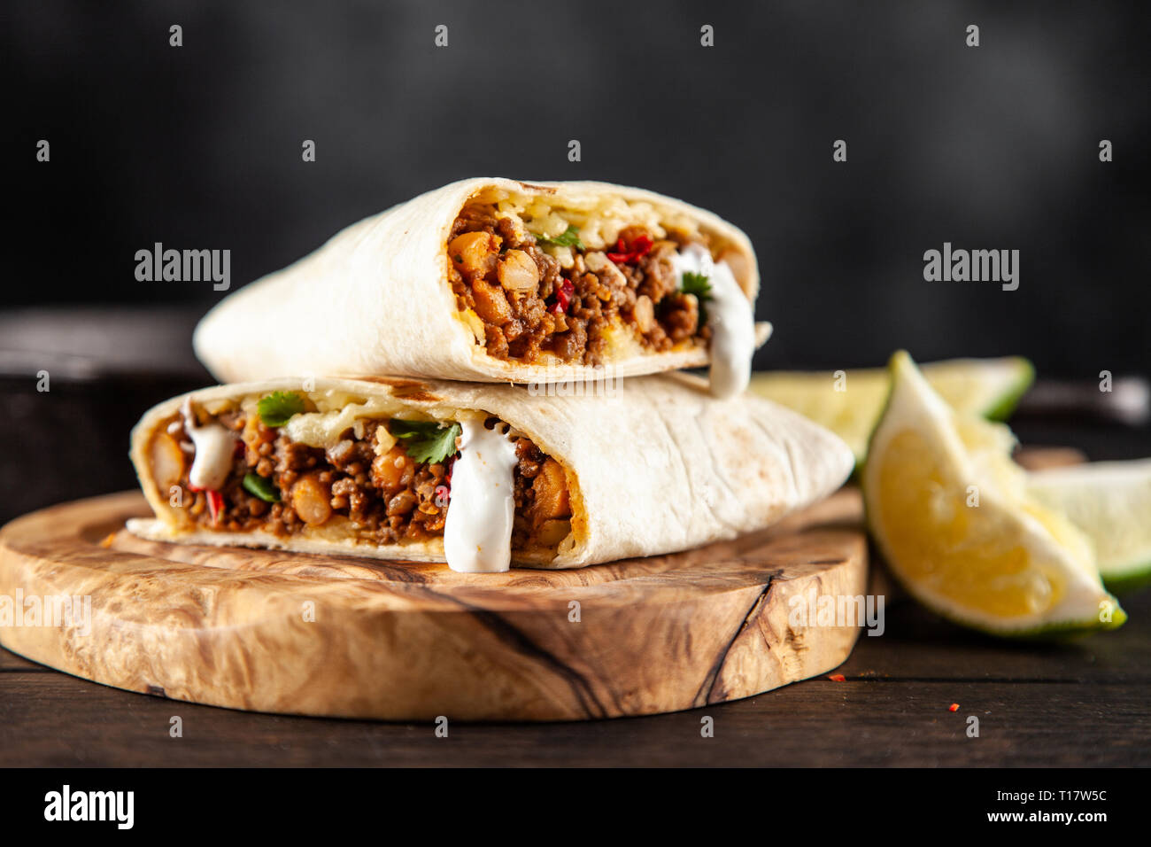 Burritos mexicains Banque de photographies et d’images à haute ...